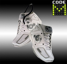 Code M, zapatillas con reproductor de MP3