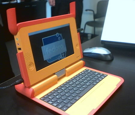 Presentación pública del OLPC