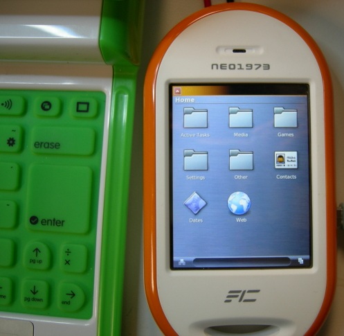 OpenMoko, el smartphone con Linux