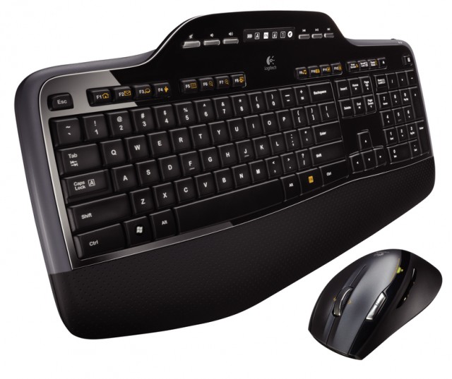 Logitech Wireless Desktop MK 700