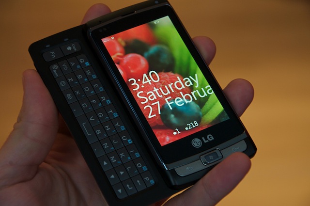 LG muestra el primer prototipo de teléfono móvil con Windows Phone 7